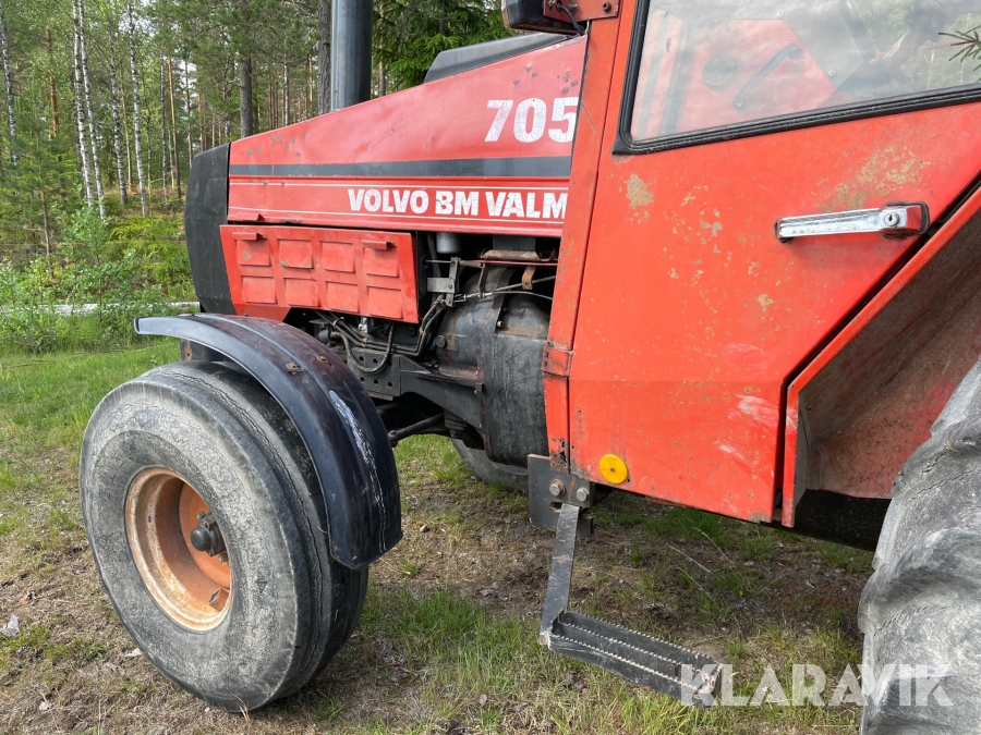 Traktor Volvo BM Valmet 705, Sunne, Klaravik auktioner