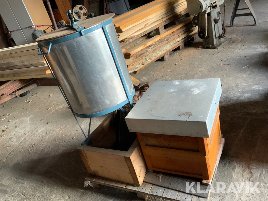 Slunga och bikupa Frölundakupan 10-LN, Vårgårda, Klaravik au