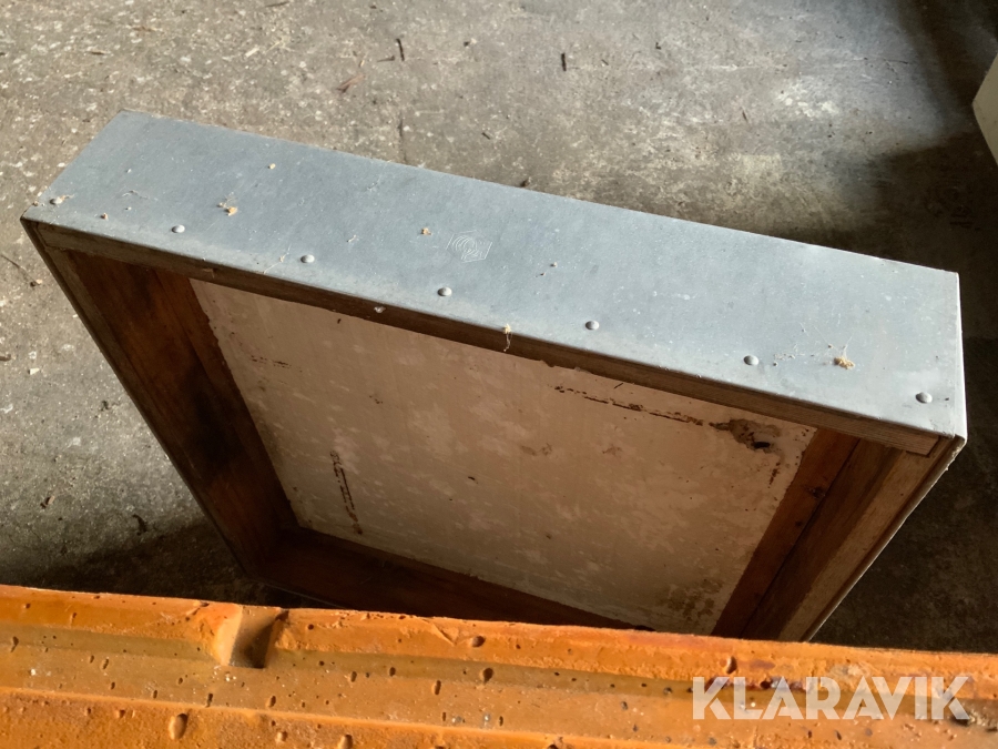 Slunga och bikupa Frölundakupan 10-LN, Vårgårda, Klaravik au