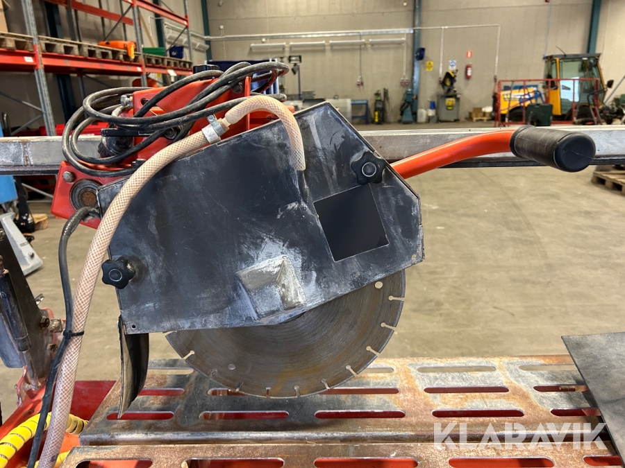 Kapmaskin på stativ Husqvarna TS 100R, Ängelholm, Klaravik a