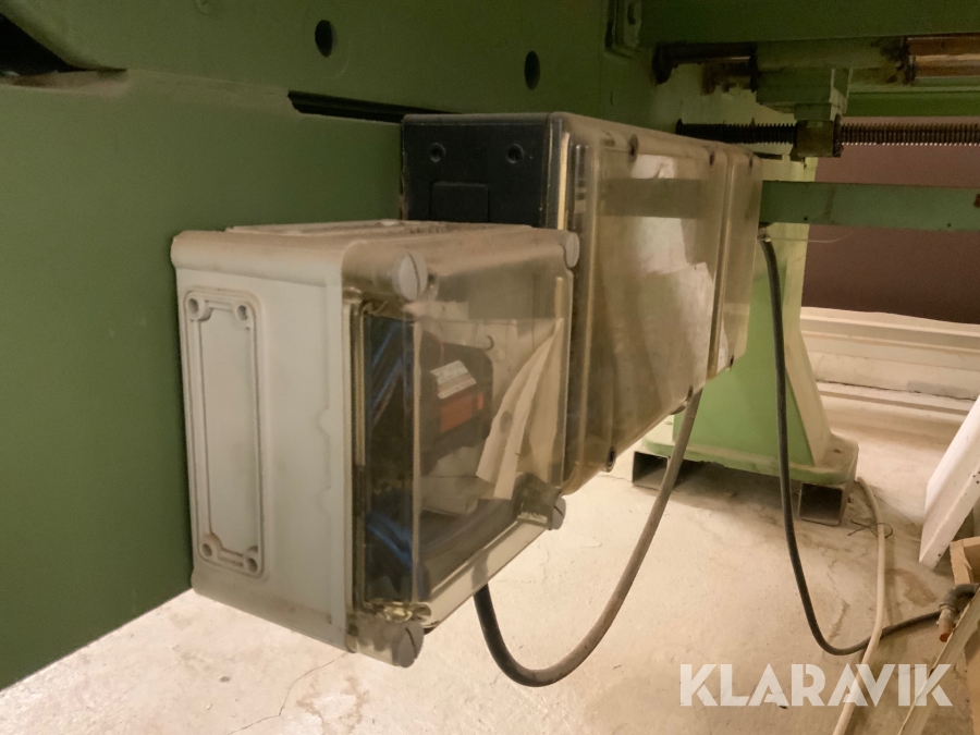 Fanerklipp Josting PFS 2100, Tibro, Klaravik auktioner