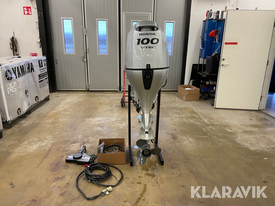 Båtmotor Honda BF100A, Varberg, Klaravik auktioner