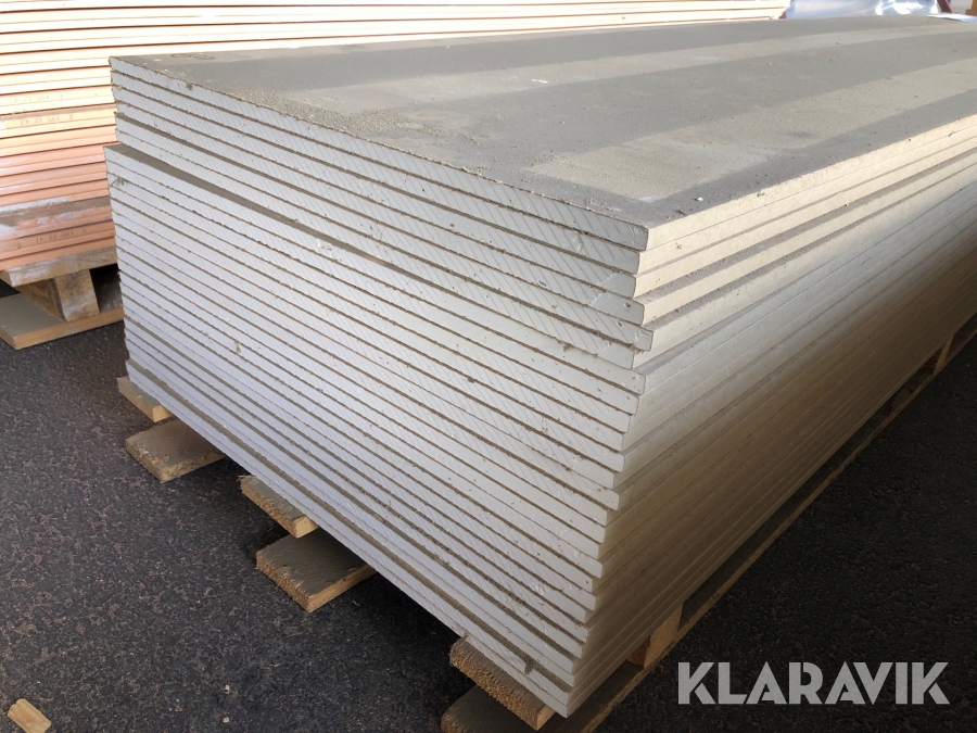 Klaravik Auktioner | Golvgips 13x600x2400