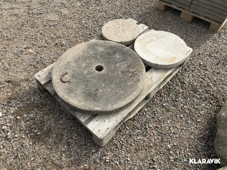 Klaravik Auktioner | Brunnslock 3st