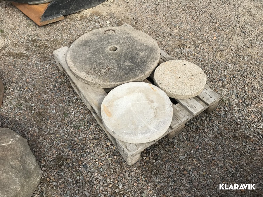 Klaravik Auktioner | Brunnslock 3st