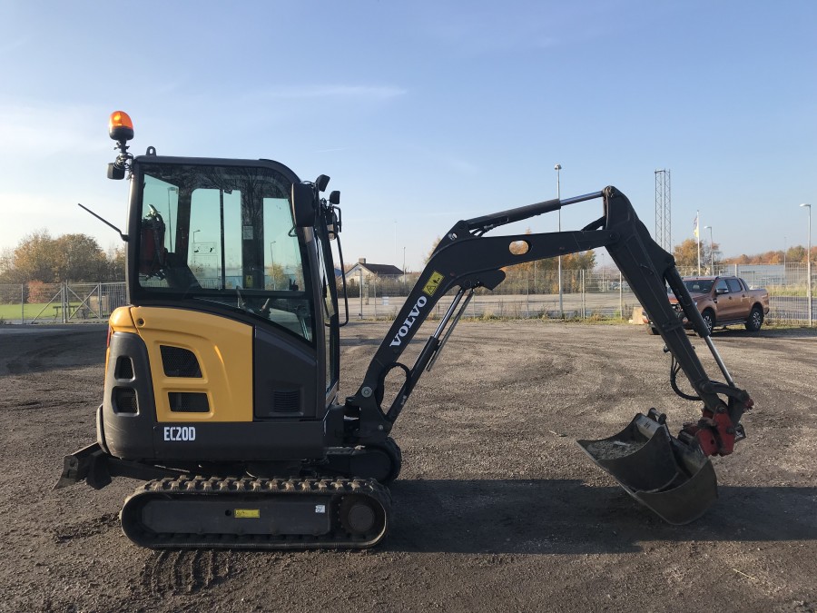 Bandgrävare med tillbehör