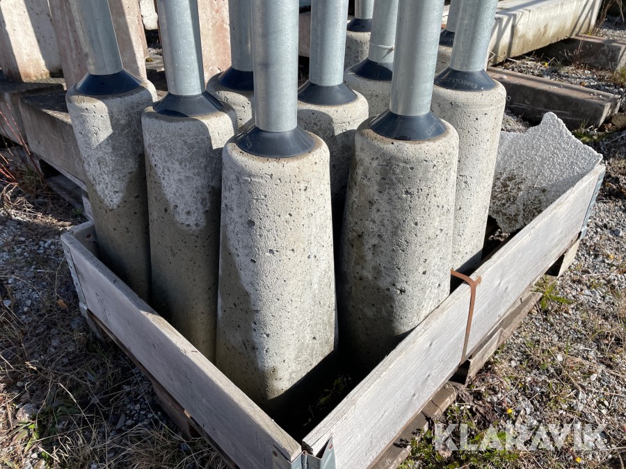 Klaravik Auktioner | Stolpfundament 10st