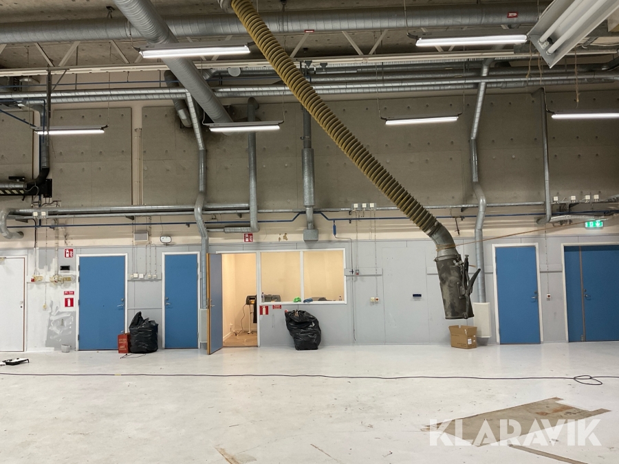 Utsug Plymoth, Malmö, Klaravik auktioner