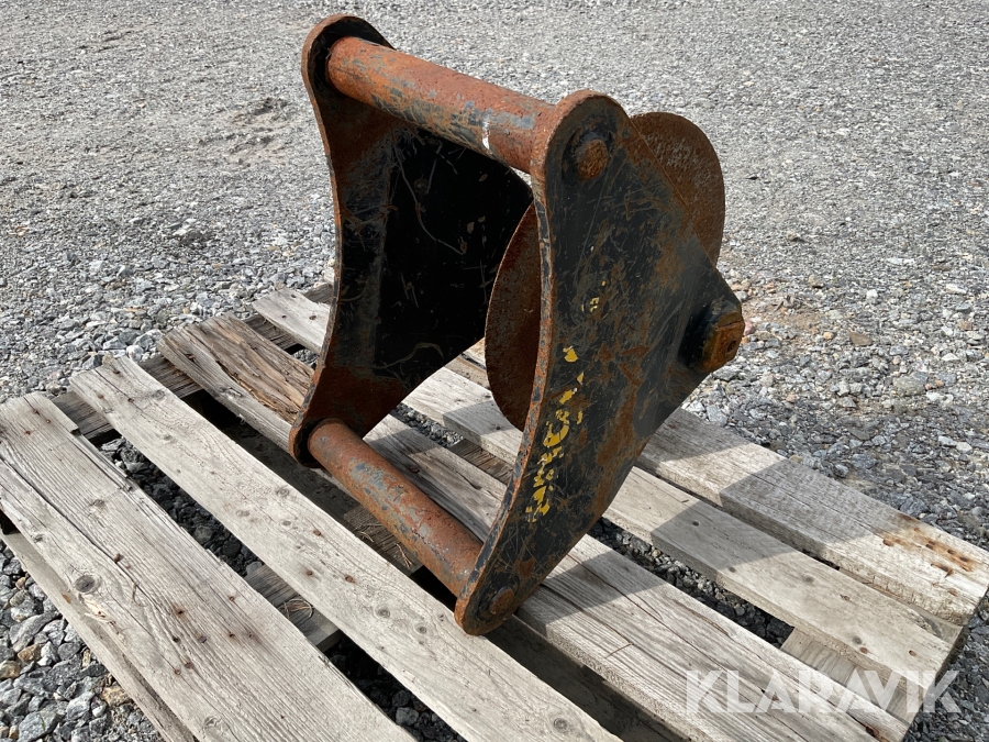 Asfaltskärare Engcon, Hudiksvall, Klaravik auktioner