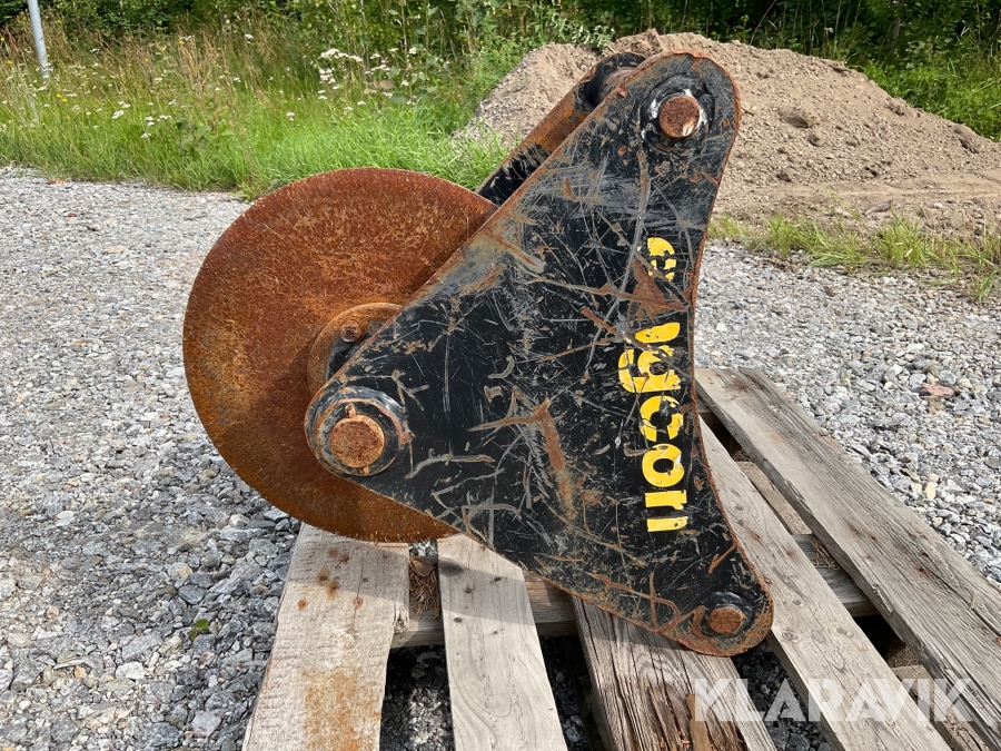 Asfaltskärare Engcon, Hudiksvall, Klaravik auktioner