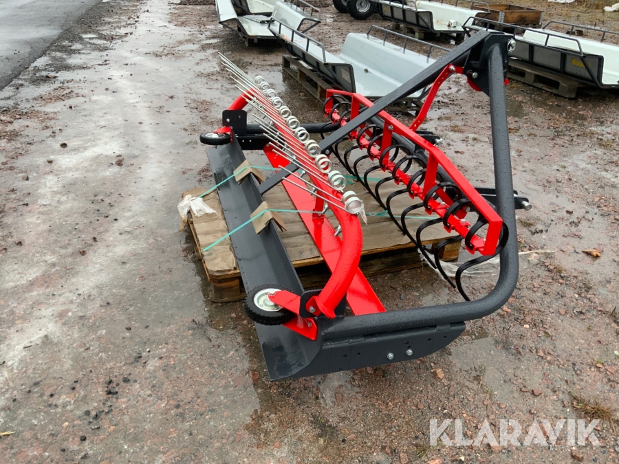 Ridbaneharv, Skara, Klaravik auktioner