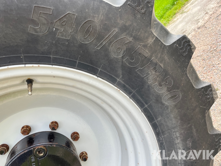 Traktor Massey Ferguson 7485, Hylte, Klaravik auktioner