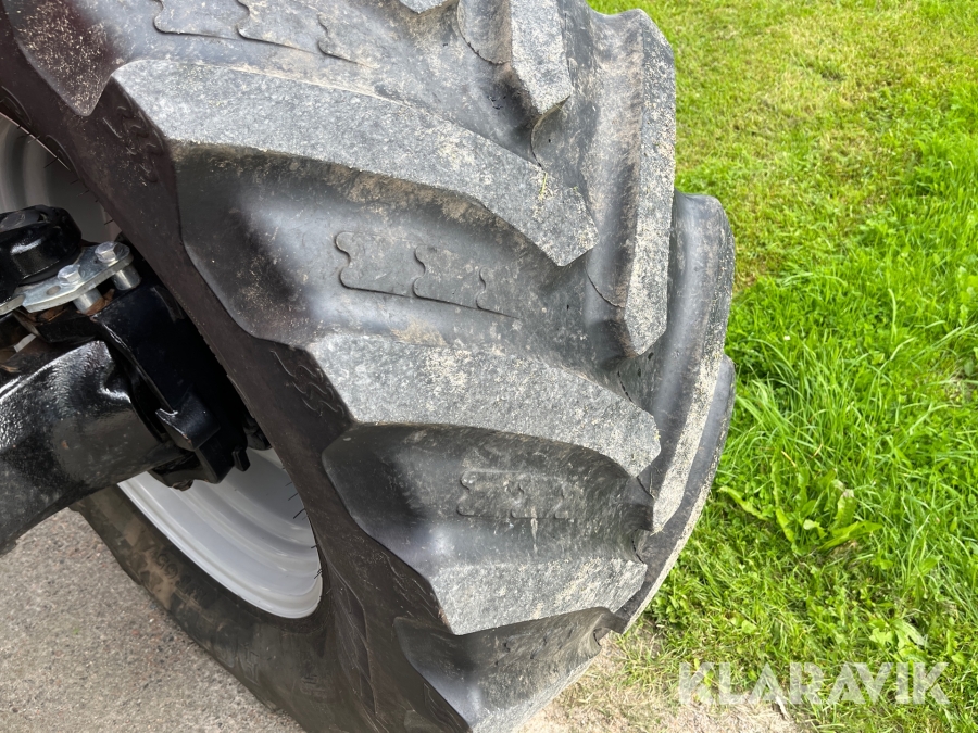 Traktor Massey Ferguson 7485, Hylte, Klaravik auktioner