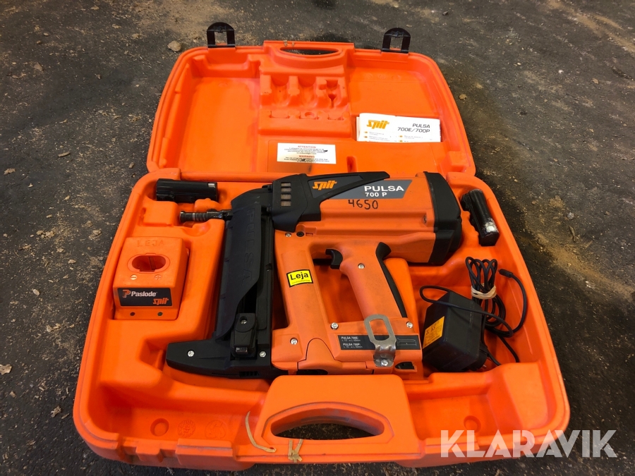 Klaravik Auktioner | Spikpistol Spit Pulsa 700 P gasdriven