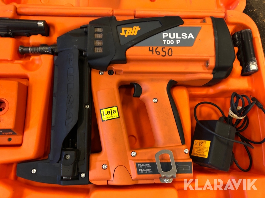Klaravik Auktioner | Spikpistol Spit Pulsa 700 P gasdriven