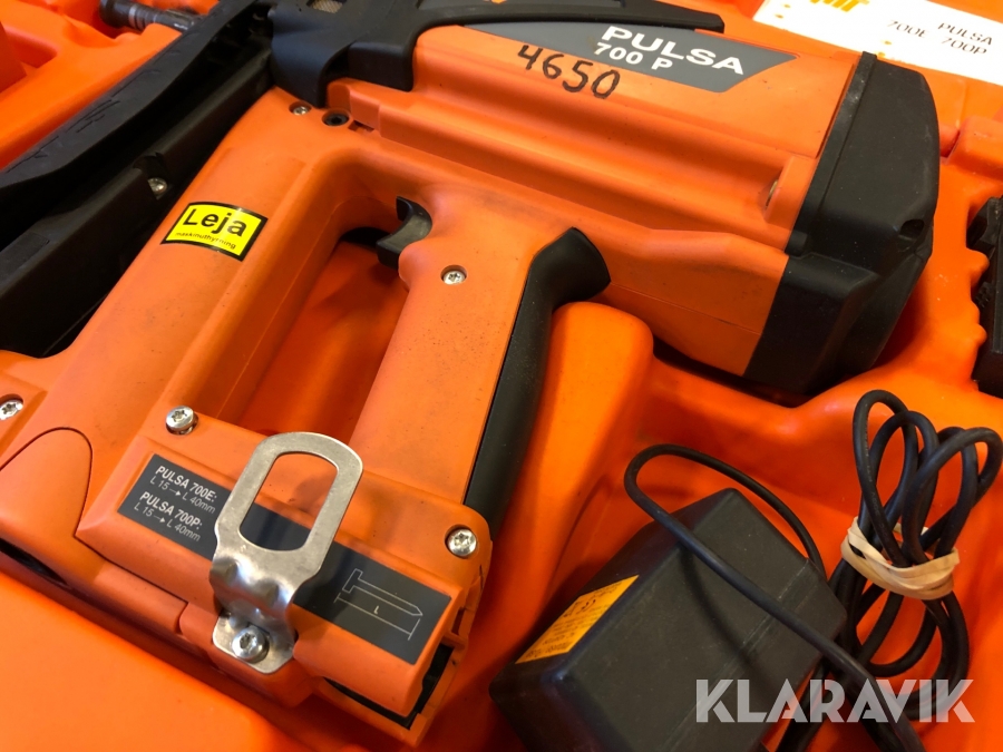 Klaravik Auktioner | Spikpistol Spit Pulsa 700 P gasdriven