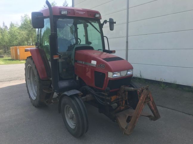 Traktor CASE IH CX60