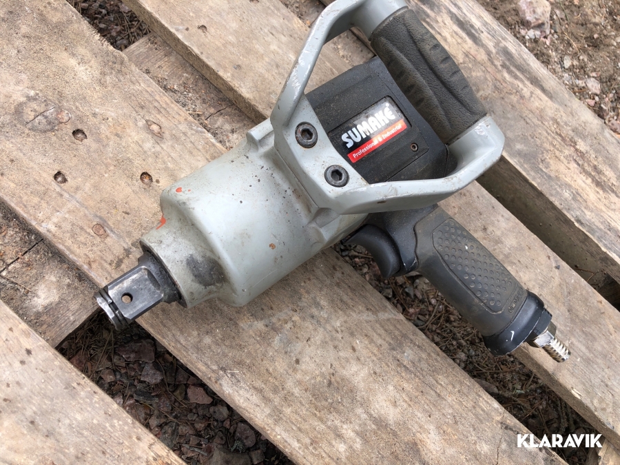 Mutterdragare Sumake