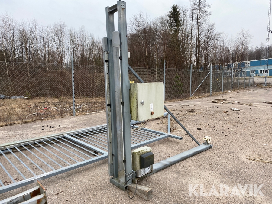 Fordonsgrind motorstyrd, Hylte, Klaravik auktioner