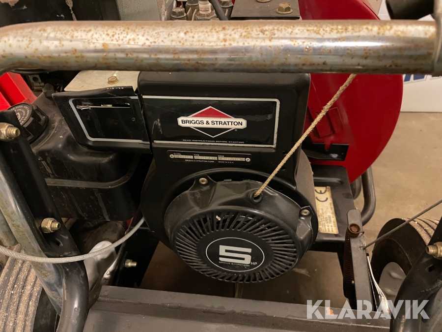 Lövsug Toro 5 hp, Borgholm, Klaravik auktioner