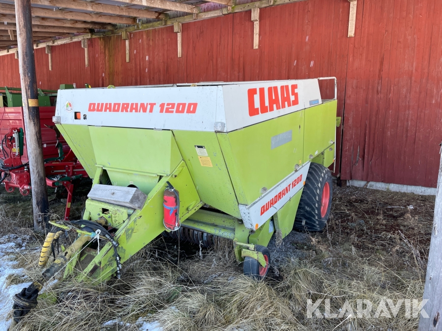 Fyrkantspress Claas Quadrant 1200, Hedemora, Klaravik auktio