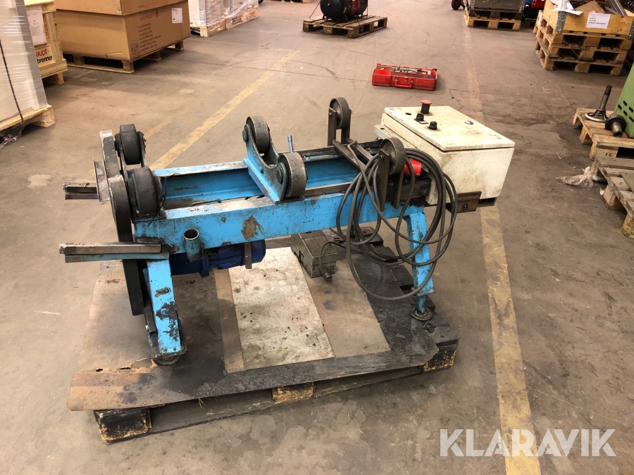 Klaravik Auktioner | Rullbock med elektrisk matning
