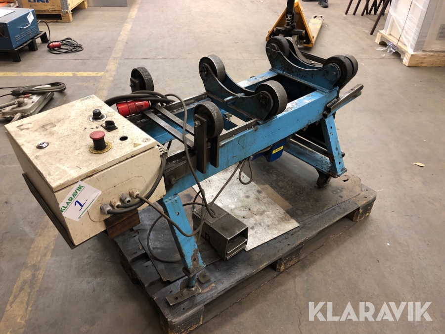 Klaravik Auktioner | Rullbock med elektrisk matning
