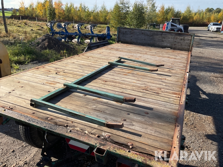 Flakvagn, Habo, Klaravik auktioner