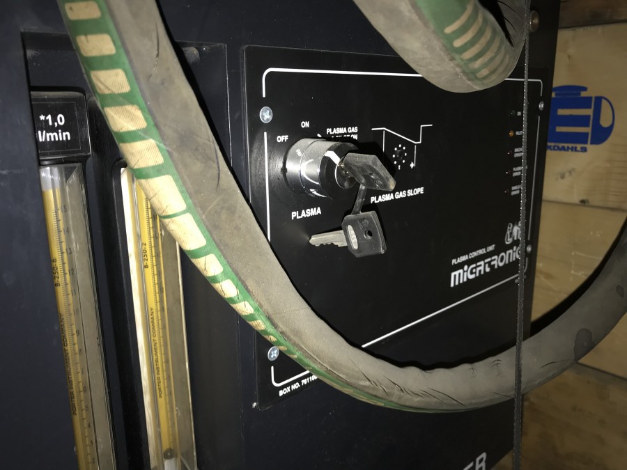 Klaravik Auktioner | Plasma commander 320