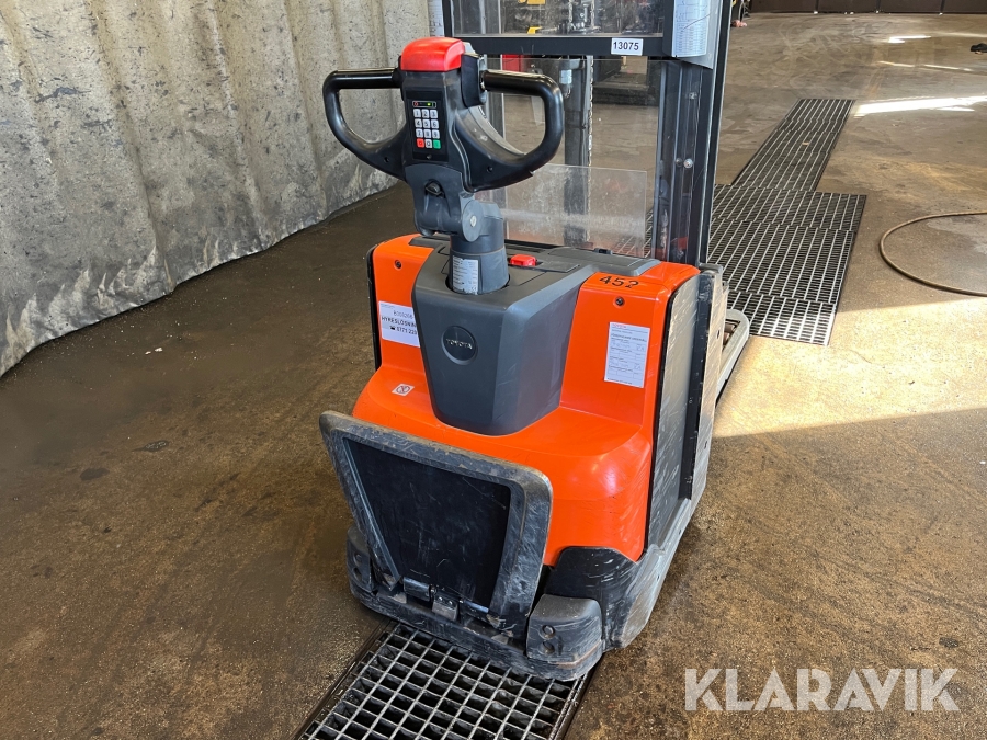 Truckstaplare Toyota SWE200D, Norrköping, Klaravik auktioner