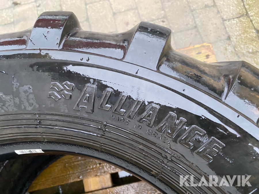 Entreprnad Däck 1st Alliance 550/45R22,5