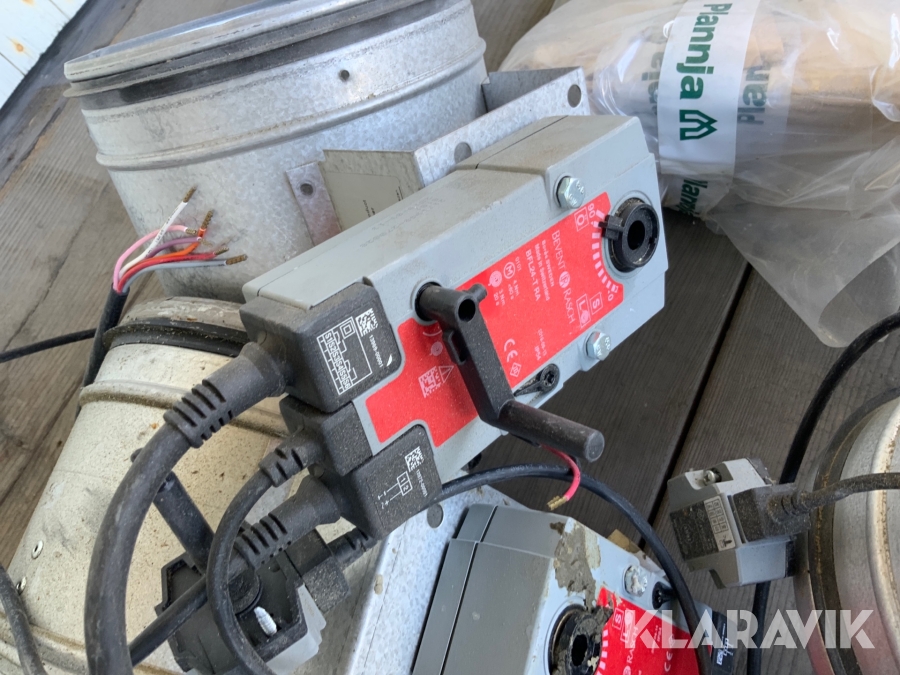 Diversepall med elektriska spjäll och irisspjäll, Vetlanda,