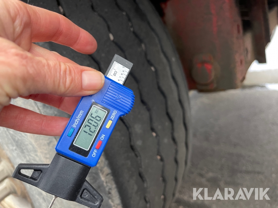 Tippsläp Istrail TN144