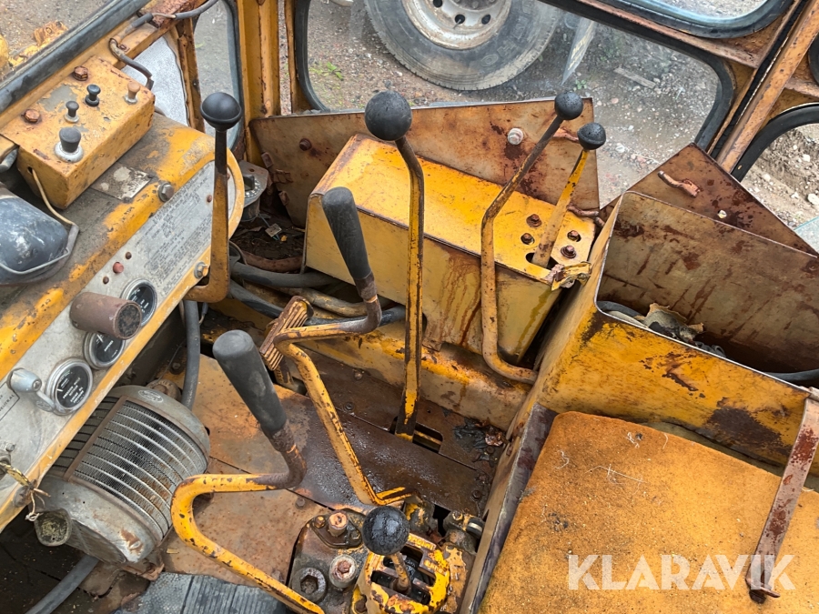 Bandschaktare CAT D4D, Älvsbyn, Klaravik auktioner