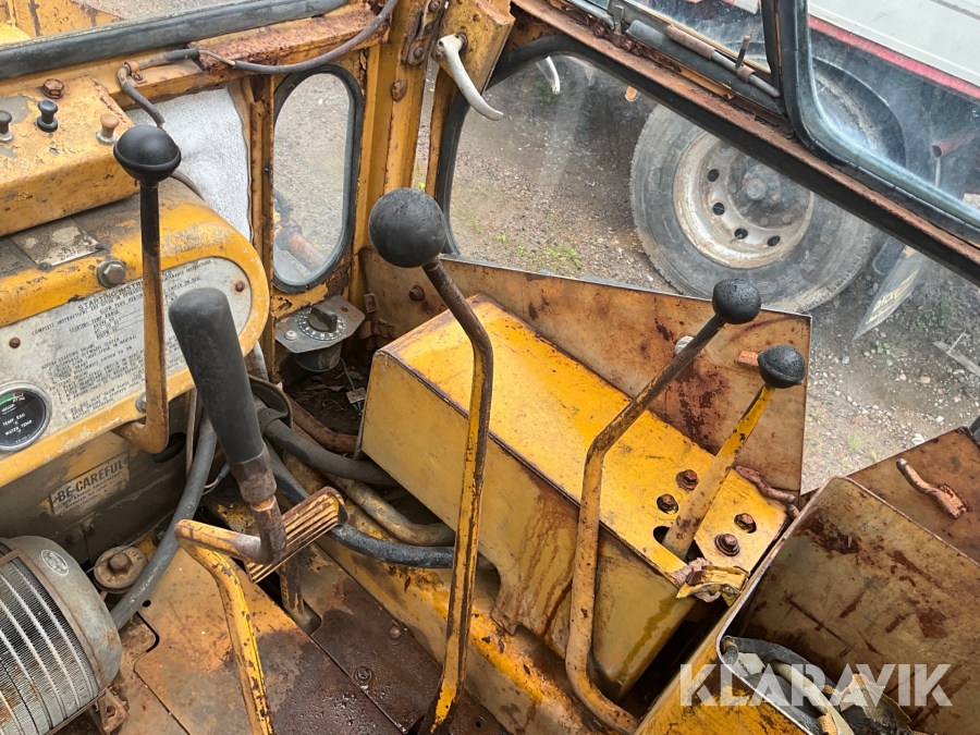 Bandschaktare CAT D4D, Älvsbyn, Klaravik auktioner