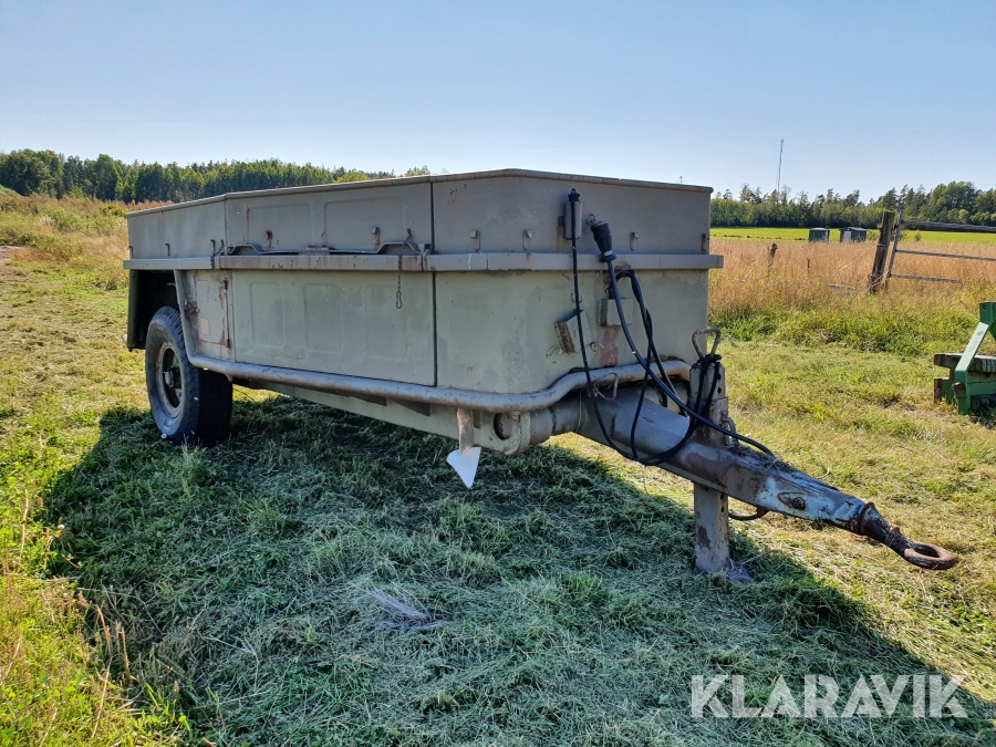 Klaravik Auktioner | Traktorvagn & Kärra Bröd Forss AB Militärkärra