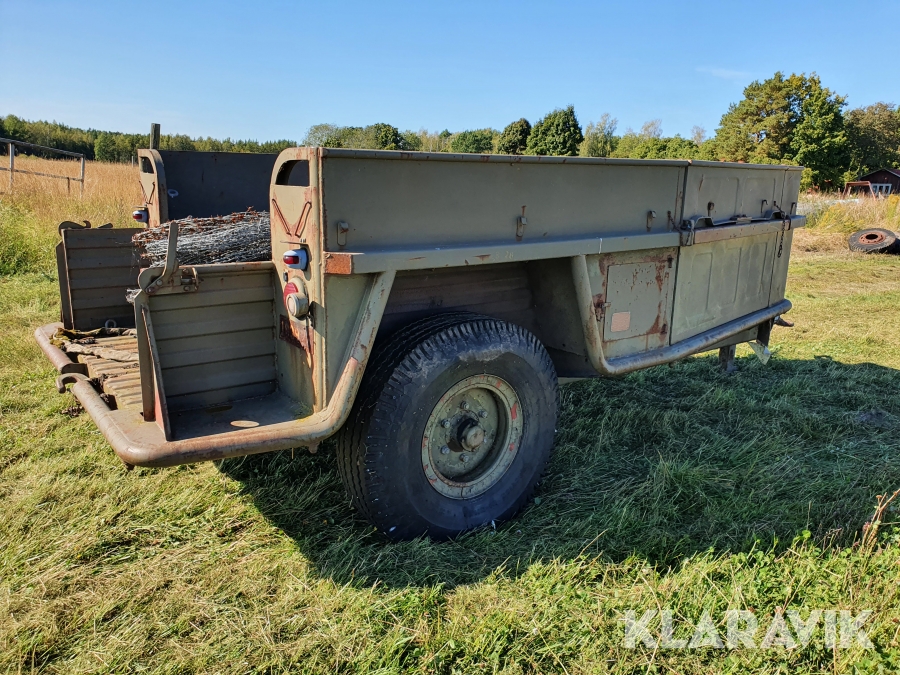 Klaravik Auktioner | Traktorvagn & Kärra Bröd Forss AB Militärkärra
