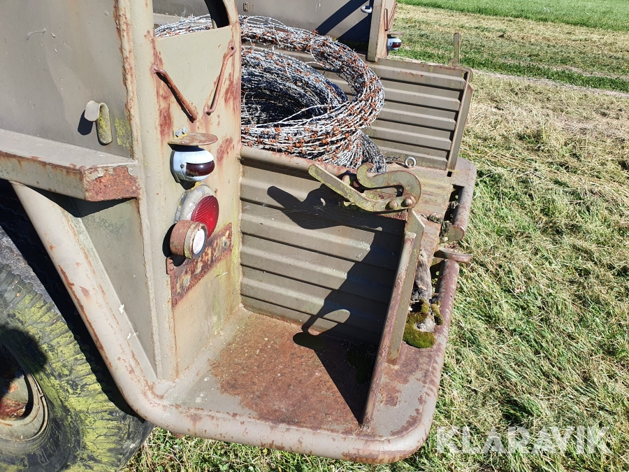 Klaravik Auktioner | Traktorvagn & Kärra Bröd Forss AB Militärkärra