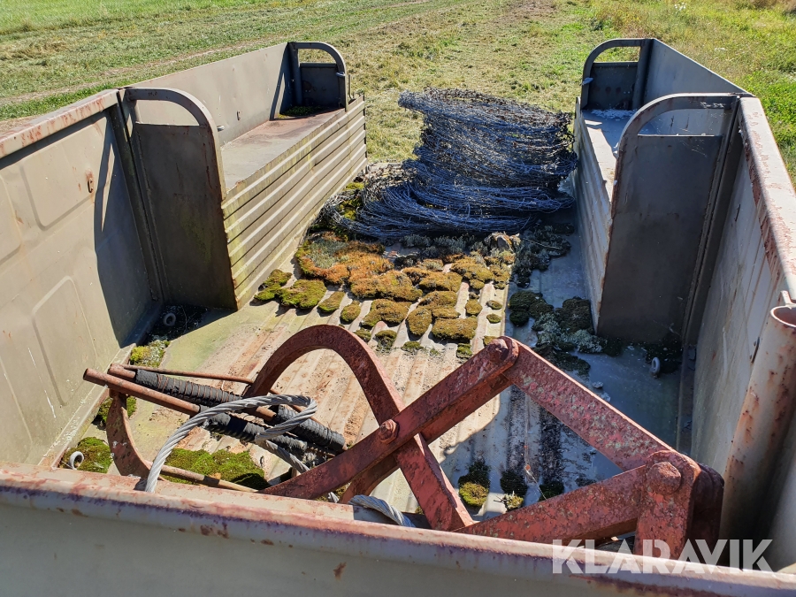 Klaravik Auktioner | Traktorvagn & Kärra Bröd Forss AB Militärkärra