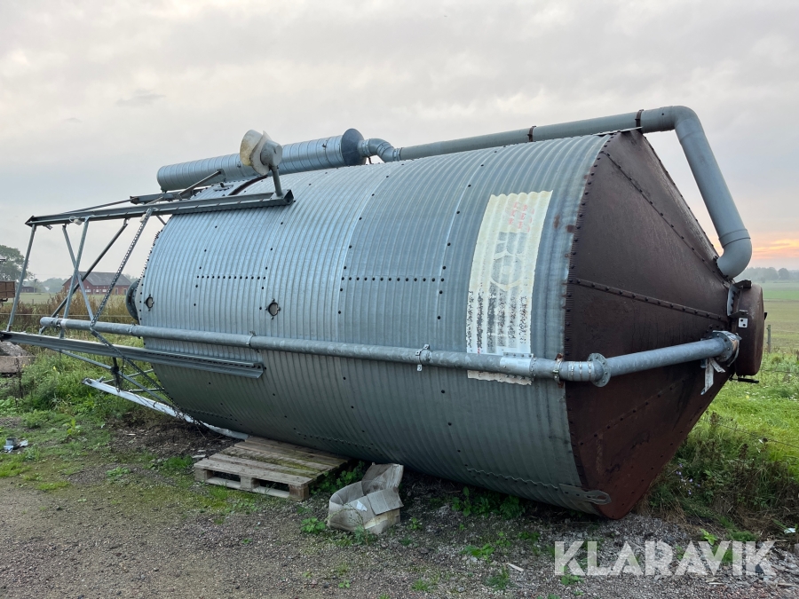 Silo Roxell 30m3, Linköping, Klaravik auktioner