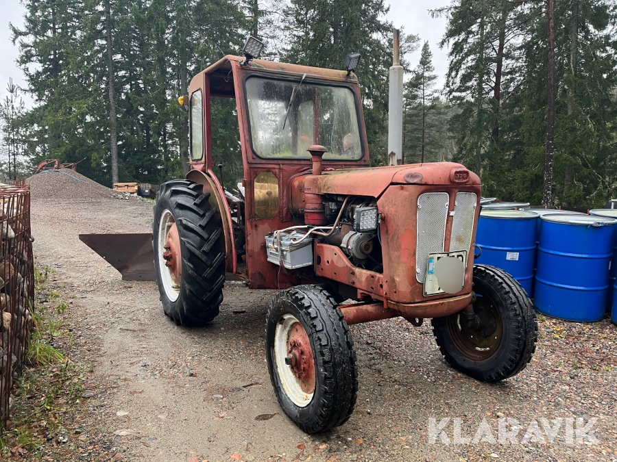 Traktor Volvo BM Buster 320, Lilla Edet, Klaravik auktioner