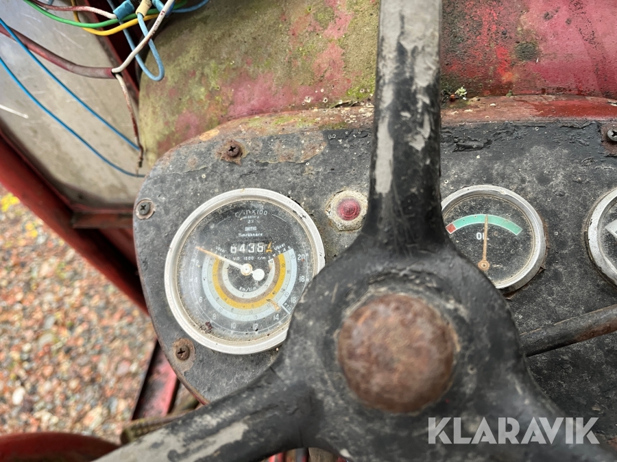 Traktor Volvo BM Buster 320, Lilla Edet, Klaravik auktioner