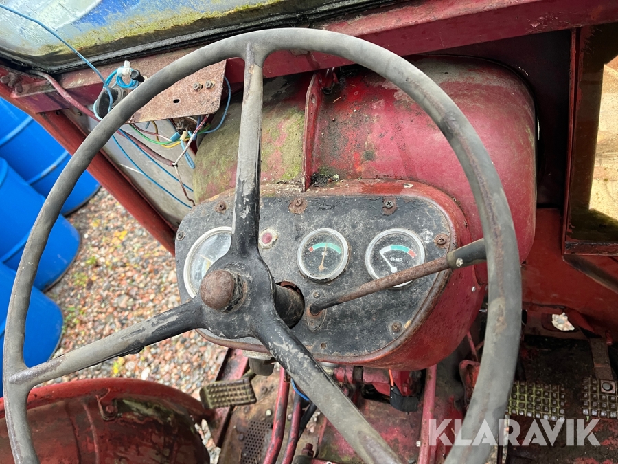 Traktor Volvo BM Buster 320, Lilla Edet, Klaravik auktioner