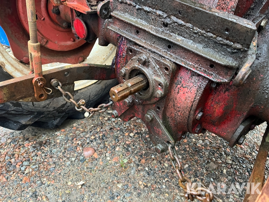 Traktor Volvo BM Buster 320, Lilla Edet, Klaravik auktioner