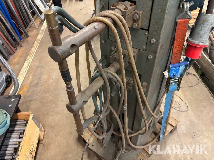 Punktsvets ARO N 322, Örebro, Klaravik auktioner