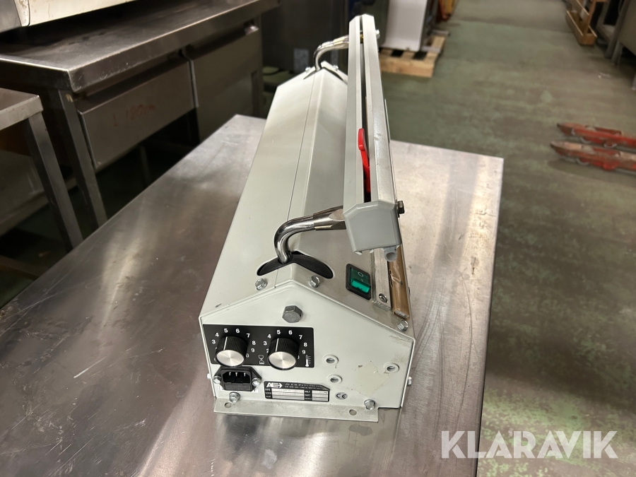 Påssvets Magneta 421, Mark, Klaravik auktioner