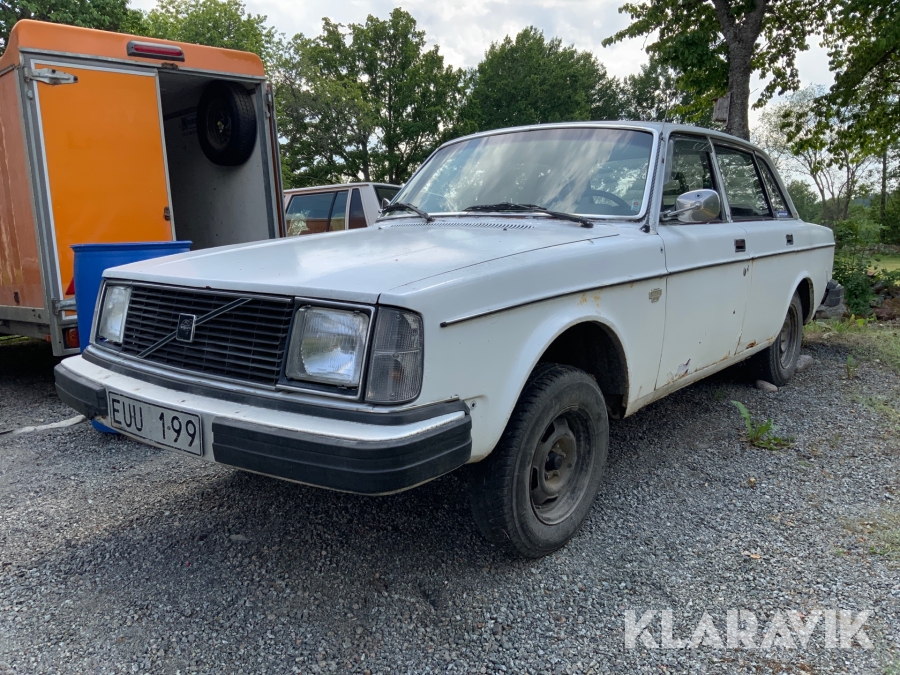 Veteranbil Volvo 244D, Vetlanda, Klaravik auktioner