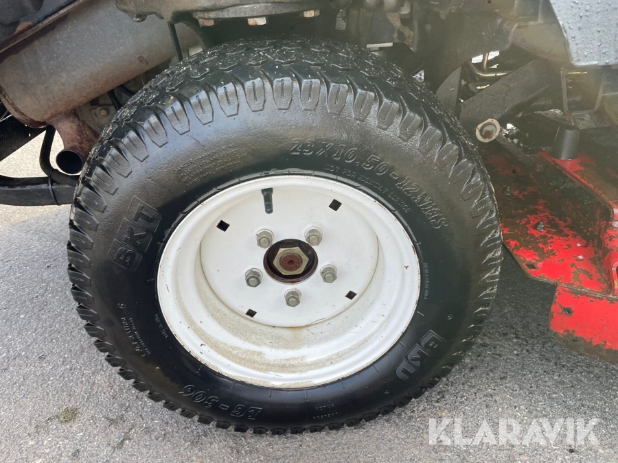 Åkgräsklippare Toro 360, Vara, Klaravik auktioner