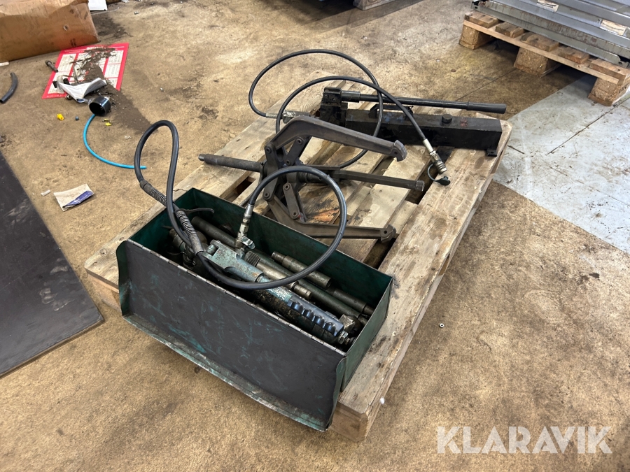 Pressverktyg Kamasa 4 Ton ”SS", Halmstad, Klaravik auktioner