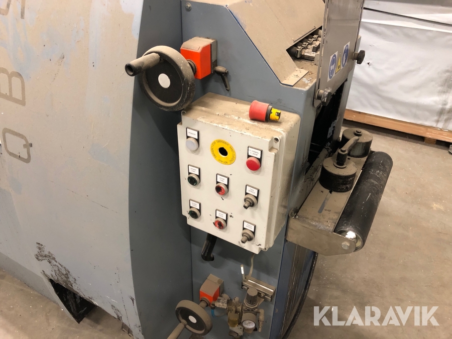 Klaravik Auktioner | Målningsautomat Sarmax Apache Q-BASE